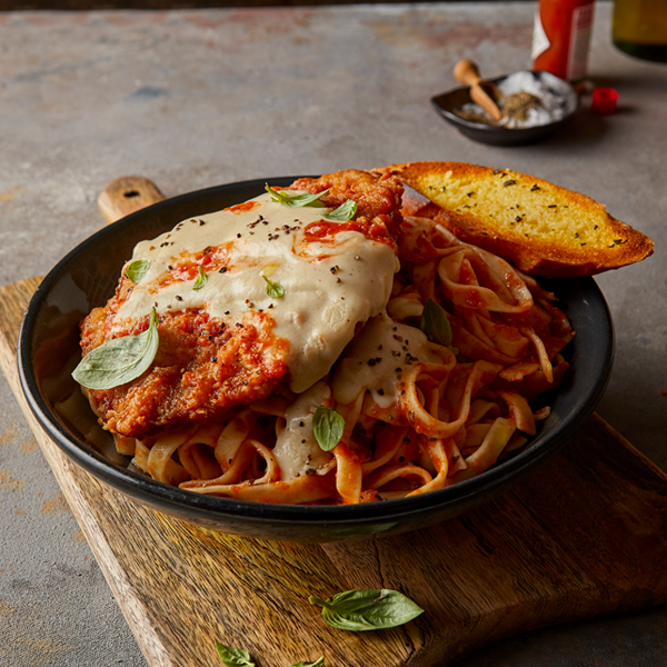 CLASSIC CHICKEN PARMESAN – Applebee's Middle East